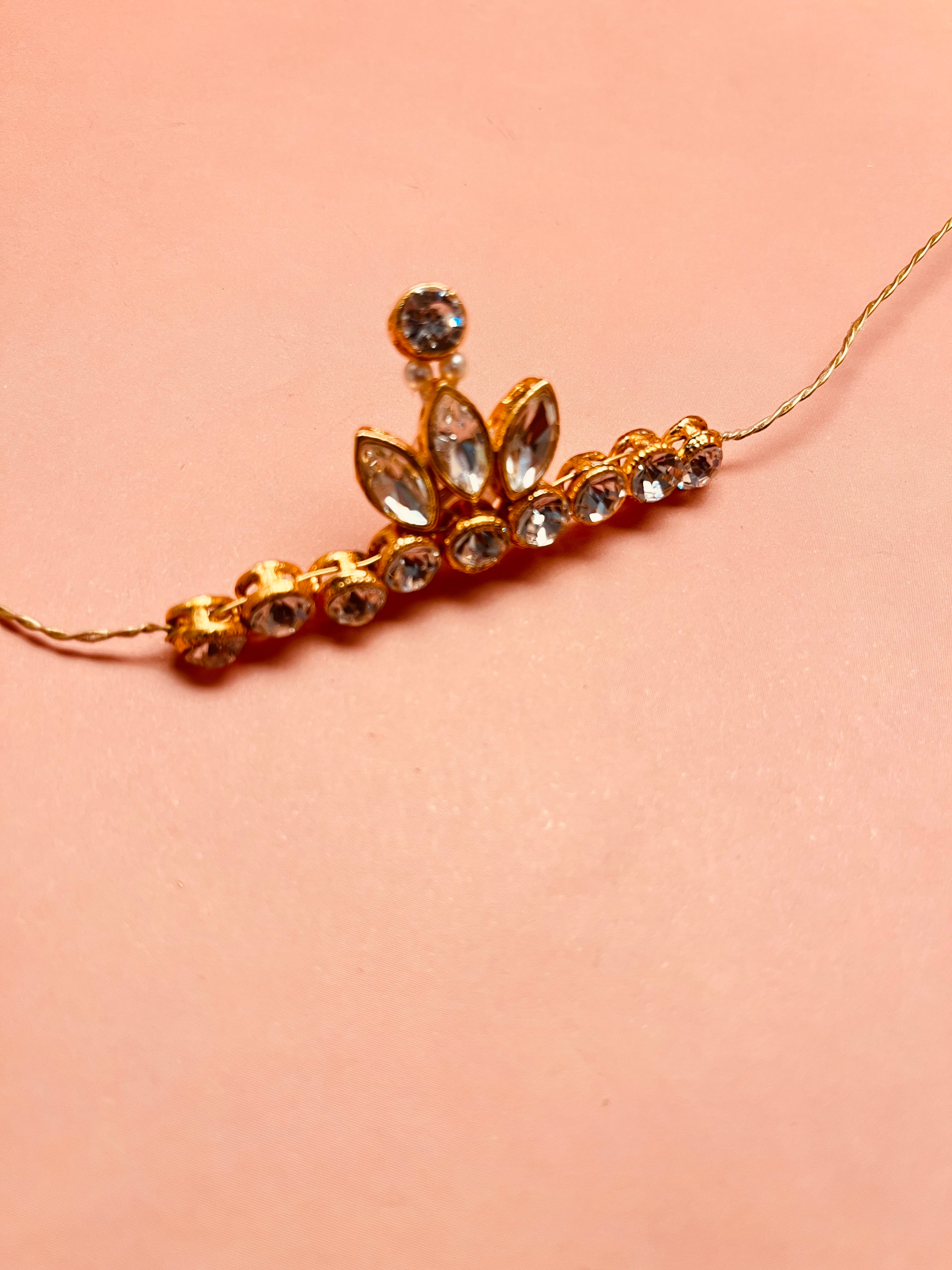 Mukut – Krishnsakhi